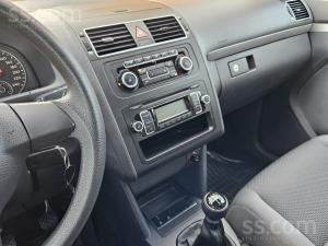 Grey Volkswagen Touran 2011 in Jekabpils, with an engine capacity of 1.60 L and mileage of 280 thousand km for 6490 €, photo 26 on AUTOMOTO.COM.LV