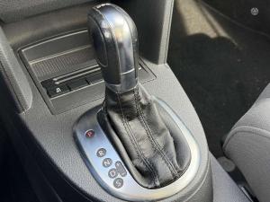 Grey Volkswagen Touran 2011 in Taurage, with an engine capacity of 1.97 L and mileage of 300 thousand km for 5990 €, photo 19 on AUTOMOTO.COM.LV
