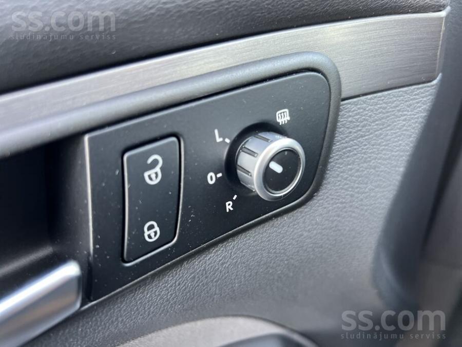 Grey Volkswagen Touran 2011 in Cesis, with an engine capacity of 1.40 L and mileage of 149 thousand km for 6950 €, photo 16 on AUTOMOTO.COM.LV