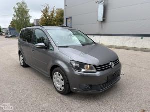 Pelēks Volkswagen Touran 2011 Kauņa, ar dzinēja tilpumu 2.00 L un nobraukumu 285 tūkst. km par 3400 €, foto 3 vietnē AUTOMOTO.COM.LV