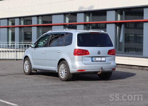 Фольксваген Туран 2011 в Рига на AUTOMOTO.COM.LV Серый Фольксваген Туран 2011 в Рига, объемом двигателя 2.00 л и пробегом 408 тыс. км за 3980 €, фото 5 на AUTOMOTO.COM.LV