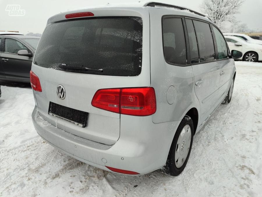 Серый Фольксваген Туран 2012 в Мариямполе, объемом двигателя 1.40 л и пробегом 197 тыс. км за 5150 €, фото 3 на AUTOMOTO.COM.LV