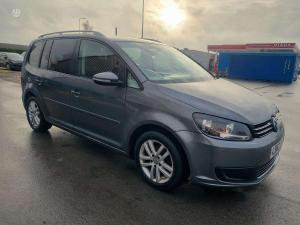 Grey Volkswagen Touran 2012 in Taurage, with an engine capacity of 1.60 L and mileage of 160 thousand km for 2450 €, photo  on AUTOMOTO.COM.LV