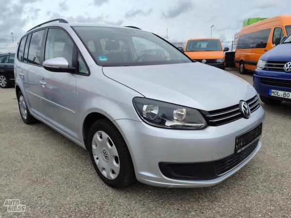 Grey Volkswagen Touran 2012 in Marijampole, with an engine capacity of 1.40 L and mileage of 195 thousand km for 4950 €, photo 1 on AUTOMOTO.COM.LV
