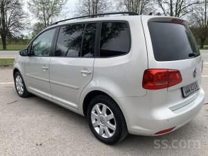 Pelēks Volkswagen Touran 2012 Ogre, ar dzinēja tilpumu 1.60 L un nobraukumu 255 tūkst. km par 6470 €, foto 7 vietnē AUTOMOTO.COM.LV
