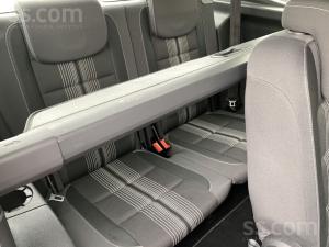 Pelēks Volkswagen Touran 2012 Ogre, ar dzinēja tilpumu 1.60 L un nobraukumu 255 tūkst. km par 6470 €, foto 13 vietnē AUTOMOTO.COM.LV