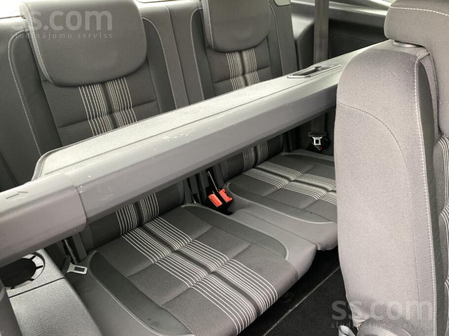 Pelēks Volkswagen Touran 2012 Ogre, ar dzinēja tilpumu 1.60 L un nobraukumu 255 tūkst. km par 6470 €, foto 13 vietnē AUTOMOTO.COM.LV