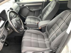Pelēks Volkswagen Touran 2012 Ogre, ar dzinēja tilpumu 1.60 L un nobraukumu 255 tūkst. km par 6470 €, foto 15 vietnē AUTOMOTO.COM.LV