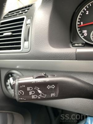 Pelēks Volkswagen Touran 2012 Ogre, ar dzinēja tilpumu 1.60 L un nobraukumu 255 tūkst. km par 6470 €, foto 22 vietnē AUTOMOTO.COM.LV