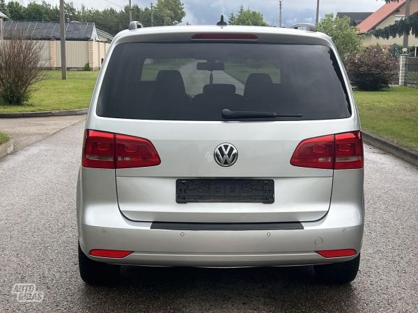 Pelēks Volkswagen Touran 2012 Kėdainiai, ar dzinēja tilpumu 1.60 L un nobraukumu 261 tūkst. km par 5200 €, foto 8 vietnē AUTOMOTO.COM.LV