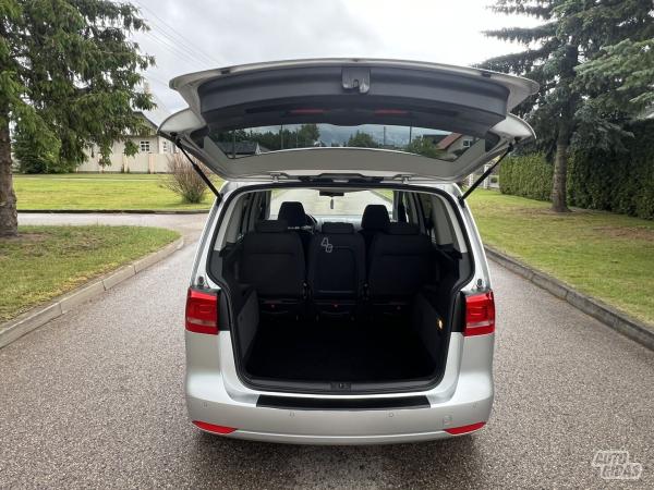 Pelēks Volkswagen Touran 2012 Kėdainiai, ar dzinēja tilpumu 1.60 L un nobraukumu 261 tūkst. km par 5200 €, foto 10 vietnē AUTOMOTO.COM.LV