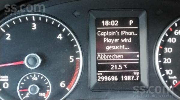 Pelēks Volkswagen Touran 2012 Ludza, ar dzinēja tilpumu 1.60 L un nobraukumu 300 tūkst. km par 5950 €, foto 2 vietnē AUTOMOTO.COM.LV
