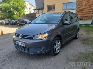 Grey Volkswagen Touran 2012 in Daugavpils, with an engine capacity of 2.00 L and mileage of 0 thousand km for 4700 €, photo  on AUTOMOTO.COM.LV