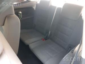 Pelēks Volkswagen Touran 2012 Daugavpils, ar dzinēja tilpumu 2.00 L un nobraukumu 0 tūkst. km par 4700 €, foto 18 vietnē AUTOMOTO.COM.LV