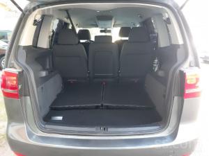 Pelēks Volkswagen Touran 2012 Daugavpils, ar dzinēja tilpumu 2.00 L un nobraukumu 0 tūkst. km par 4700 €, foto 21 vietnē AUTOMOTO.COM.LV