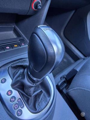 Pelēks Volkswagen Touran 2012 Kauņa, ar dzinēja tilpumu 1.97 L un nobraukumu 111 tūkst. km par 12900 €, foto 14 vietnē AUTOMOTO.COM.LV