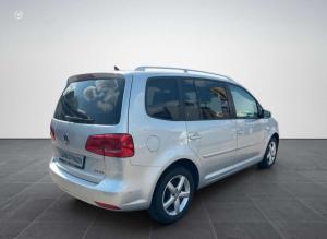Pelēks Volkswagen Touran 2012 Kauņa, ar dzinēja tilpumu 1.97 L un nobraukumu 111 tūkst. km par 12900 €, foto 31 vietnē AUTOMOTO.COM.LV