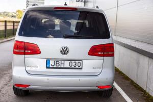 Pelēks Volkswagen Touran 2012 Kauņa, ar dzinēja tilpumu 1.97 L un nobraukumu 245 tūkst. km par 5799 €, foto 9 vietnē AUTOMOTO.COM.LV