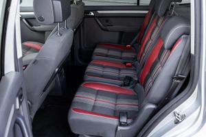 Pelēks Volkswagen Touran 2012 Kauņa, ar dzinēja tilpumu 1.97 L un nobraukumu 245 tūkst. km par 5799 €, foto 15 vietnē AUTOMOTO.COM.LV