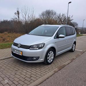 Pelēks Volkswagen Touran 2013 Viļņa, ar dzinēja tilpumu 1.20 L un nobraukumu 130 tūkst. km par 5850 €, foto  vietnē AUTOMOTO.COM.LV