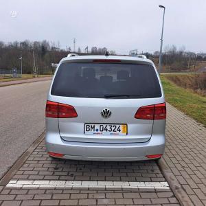 Pelēks Volkswagen Touran 2013 Viļņa, ar dzinēja tilpumu 1.20 L un nobraukumu 130 tūkst. km par 5850 €, foto 7 vietnē AUTOMOTO.COM.LV