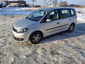 Grey Volkswagen Touran 2013 in Kaunas, with an engine capacity of 1.60 L and mileage of 237 thousand km for 6090 €, photo 11 on AUTOMOTO.COM.LV