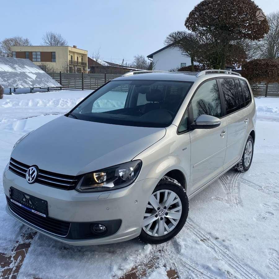 Grey Volkswagen Touran 2013 in Marijampole, with an engine capacity of 1.39 L and mileage of 167 thousand km for 7500 €, photo 1 on AUTOMOTO.COM.LV