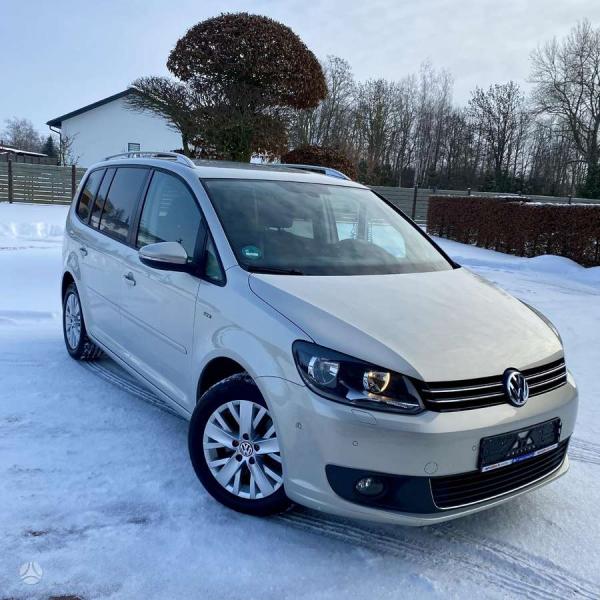 Pelēks Volkswagen Touran 2013 Marijampole, ar dzinēja tilpumu 1.39 L un nobraukumu 167 tūkst. km par 7450 €, foto 3 vietnē AUTOMOTO.COM.LV