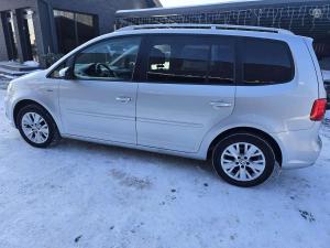 Pelēks Volkswagen Touran 2013 Rokiškis, ar dzinēja tilpumu 1.60 L un nobraukumu 250 tūkst. km par 4500 €, foto 6 vietnē AUTOMOTO.COM.LV