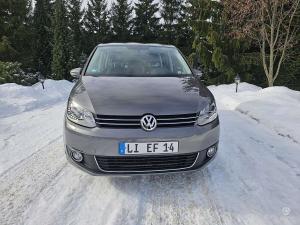 Pelēks Volkswagen Touran 2013 Kauņa, ar dzinēja tilpumu 1.60 L un nobraukumu 150 tūkst. km par 6550 €, foto 6 vietnē AUTOMOTO.COM.LV