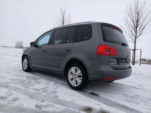 Grey Volkswagen Touran 2013 in Marijampole, with an engine capacity of 1.39 L and mileage of 156 thousand km for 4350 €, photo 2 on AUTOMOTO.COM.LV