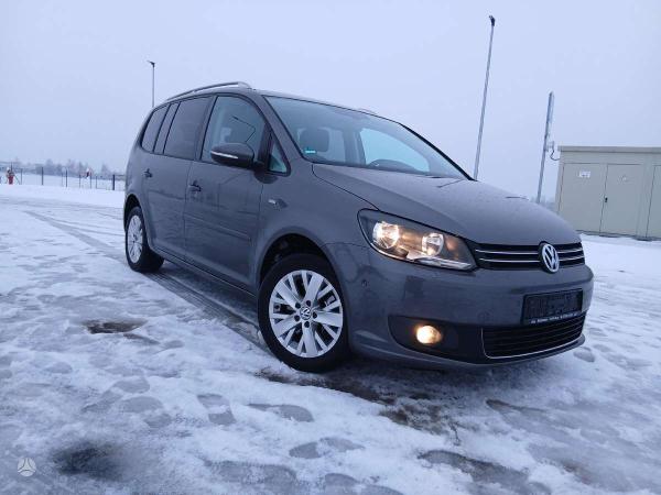 Pelēks Volkswagen Touran 2013 Marijampole, ar dzinēja tilpumu 1.39 L un nobraukumu 156 tūkst. km par 4350 €, foto 6 vietnē AUTOMOTO.COM.LV
