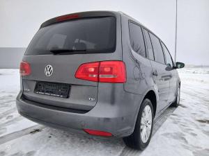 Grey Volkswagen Touran 2013 in Marijampole, with an engine capacity of 1.39 L and mileage of 156 thousand km for 4350 €, photo 14 on AUTOMOTO.COM.LV