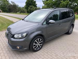 Pelēks Volkswagen Touran 2013 Limbaži, ar dzinēja tilpumu 2.00 L un nobraukumu 263 tūkst. km par 7950 €, foto  vietnē AUTOMOTO.COM.LV