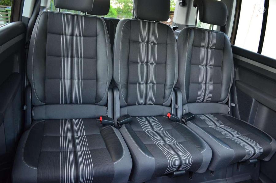 Pelēks Volkswagen Touran 2013 Kauņa, ar dzinēja tilpumu 2.00 L un nobraukumu 230 tūkst. km par 6650 €, foto 3 vietnē AUTOMOTO.COM.LV
