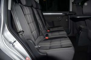 Pelēks Volkswagen Touran 2013 Kauņa, ar dzinēja tilpumu 2.00 L un nobraukumu 230 tūkst. km par 6650 €, foto 40 vietnē AUTOMOTO.COM.LV