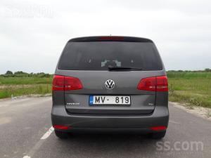 Pelēks Volkswagen Touran 2013 Bauska, ar dzinēja tilpumu 1.60 L un nobraukumu 280 tūkst. km par 5700 €, foto 8 vietnē AUTOMOTO.COM.LV