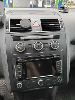 Pelēks Volkswagen Touran 2013 Viļņa, ar dzinēja tilpumu 1.60 L un nobraukumu 267 tūkst. km par 4950 €, foto 12 vietnē AUTOMOTO.COM.LV