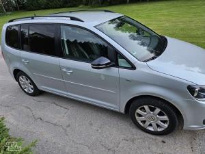 Pelēks Volkswagen Touran 2013 Mažeikiai, ar dzinēja tilpumu 2.00 L un nobraukumu 242 tūkst. km par 5950 €, foto 9 vietnē AUTOMOTO.COM.LV