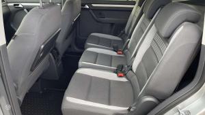 Grey Volkswagen Touran 2013 in Marijampole, with an engine capacity of 1.60 L and mileage of 137 thousand km for 8190 €, photo 23 on AUTOMOTO.COM.LV