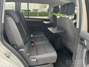 Grey Volkswagen Touran 2013 in Riga, with an engine capacity of 1.40 L and mileage of 219 thousand km for 5450 €, photo 12 on AUTOMOTO.COM.LV