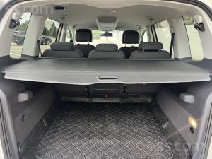 Grey Volkswagen Touran 2013 in Riga, with an engine capacity of 1.40 L and mileage of 219 thousand km for 5450 €, photo 15 on AUTOMOTO.COM.LV