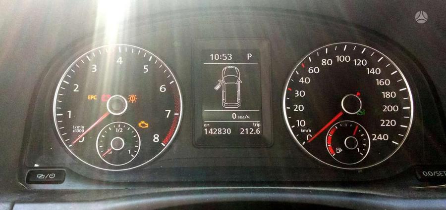 Pelēks Volkswagen Touran 2013 Kauņa, ar dzinēja tilpumu 1.39 L un nobraukumu 143 tūkst. km par 3499 €, foto 6 vietnē AUTOMOTO.COM.LV