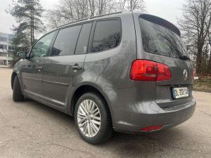 Pelēks Volkswagen Touran 2014 Viļņa, ar dzinēja tilpumu 1.60 L un nobraukumu 211 tūkst. km par 6500 €, foto 4 vietnē AUTOMOTO.COM.LV