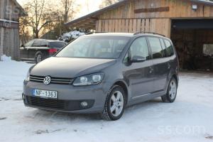Pelēks Volkswagen Touran 2014 Bauska, ar dzinēja tilpumu 1.60 L un nobraukumu 274 tūkst. km par 5800 €, foto 2 vietnē AUTOMOTO.COM.LV