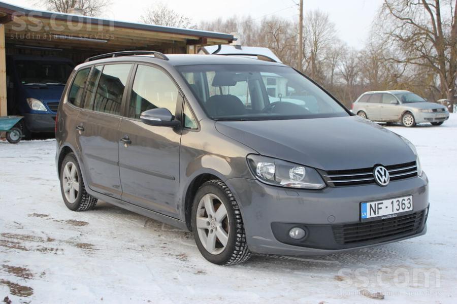 Pelēks Volkswagen Touran 2014 Bauska, ar dzinēja tilpumu 1.60 L un nobraukumu 274 tūkst. km par 5800 €, foto 6 vietnē AUTOMOTO.COM.LV