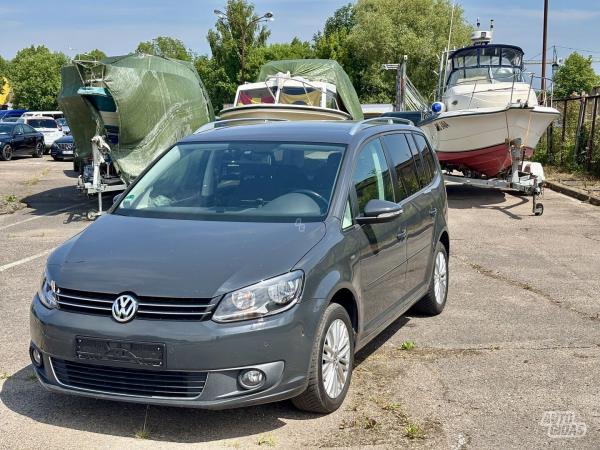 Grey Volkswagen Touran 2014 in Klaipeda, with an engine capacity of 1.60 L and mileage of 200 thousand km for 6700 €, photo 1 on AUTOMOTO.COM.LV