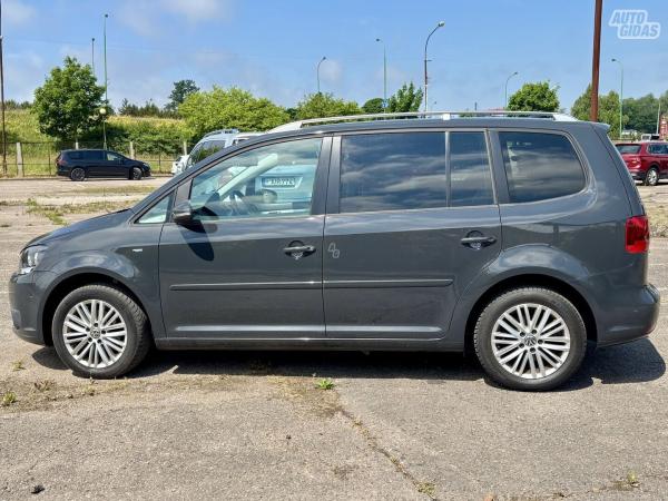 Grey Volkswagen Touran 2014 in Klaipeda, with an engine capacity of 1.60 L and mileage of 200 thousand km for 6700 €, photo 7 on AUTOMOTO.COM.LV