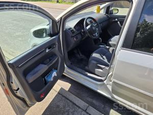 Grey Volkswagen Touran 2014 in Riga, with an engine capacity of 2.00 L and mileage of 193 thousand km for 8900 €, photo 6 on AUTOMOTO.COM.LV