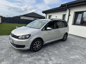 Pelēks Volkswagen Touran 2014 Šauļi, ar dzinēja tilpumu 1.60 L un nobraukumu 310 tūkst. km par 4850 €, foto  vietnē AUTOMOTO.COM.LV